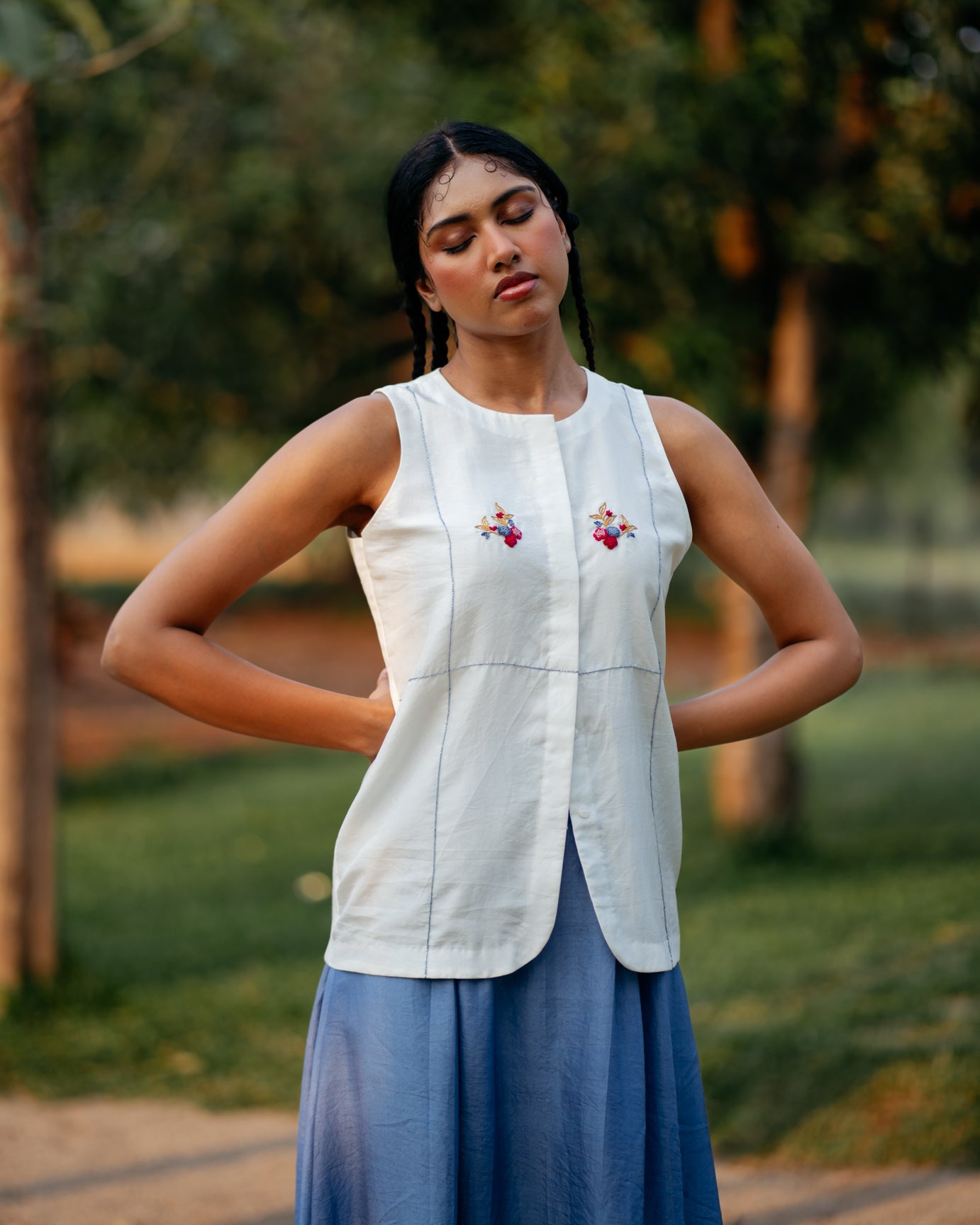 Norma Vest – The Open Form